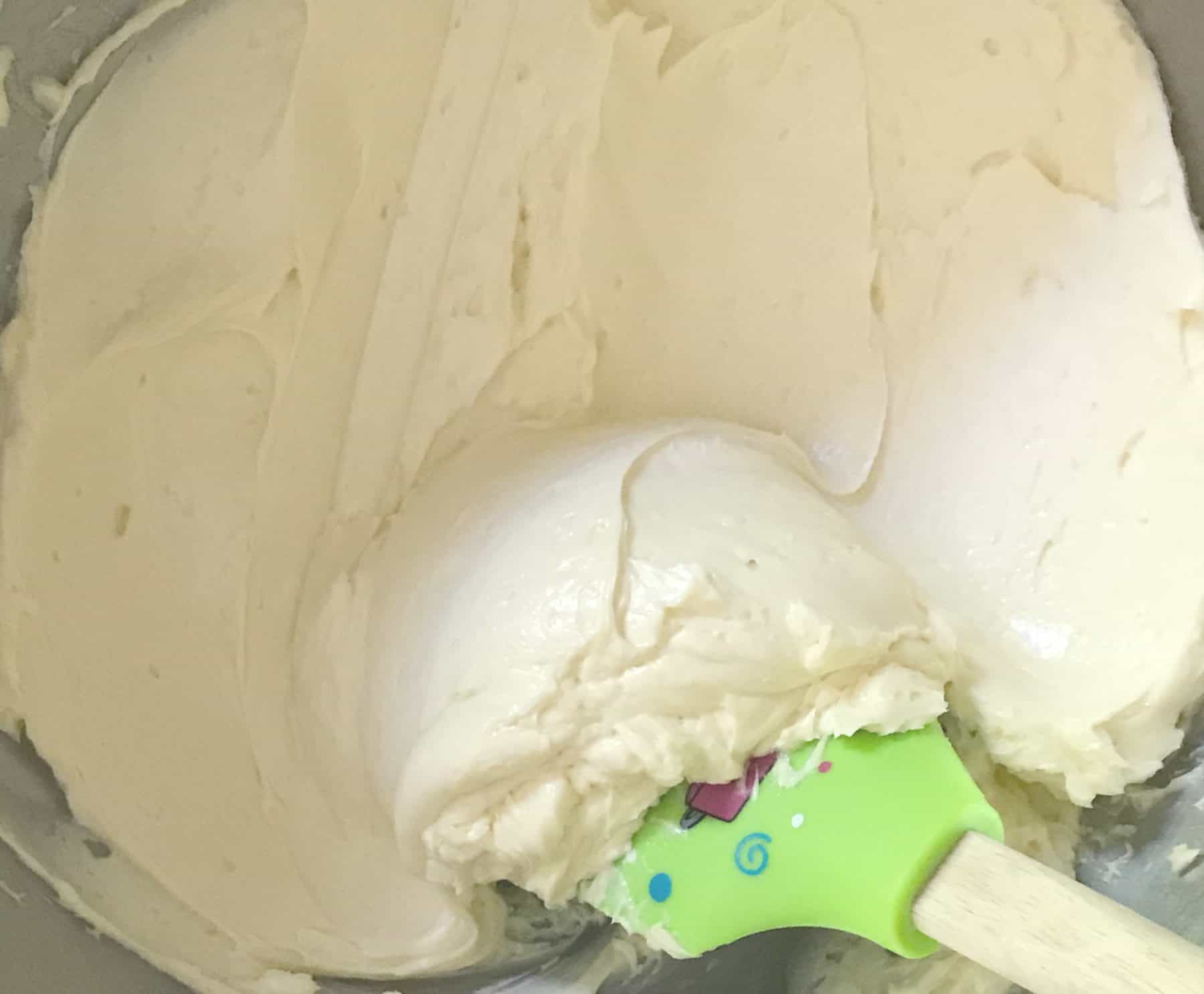 How To Make German Buttercream (Custard Frosting)