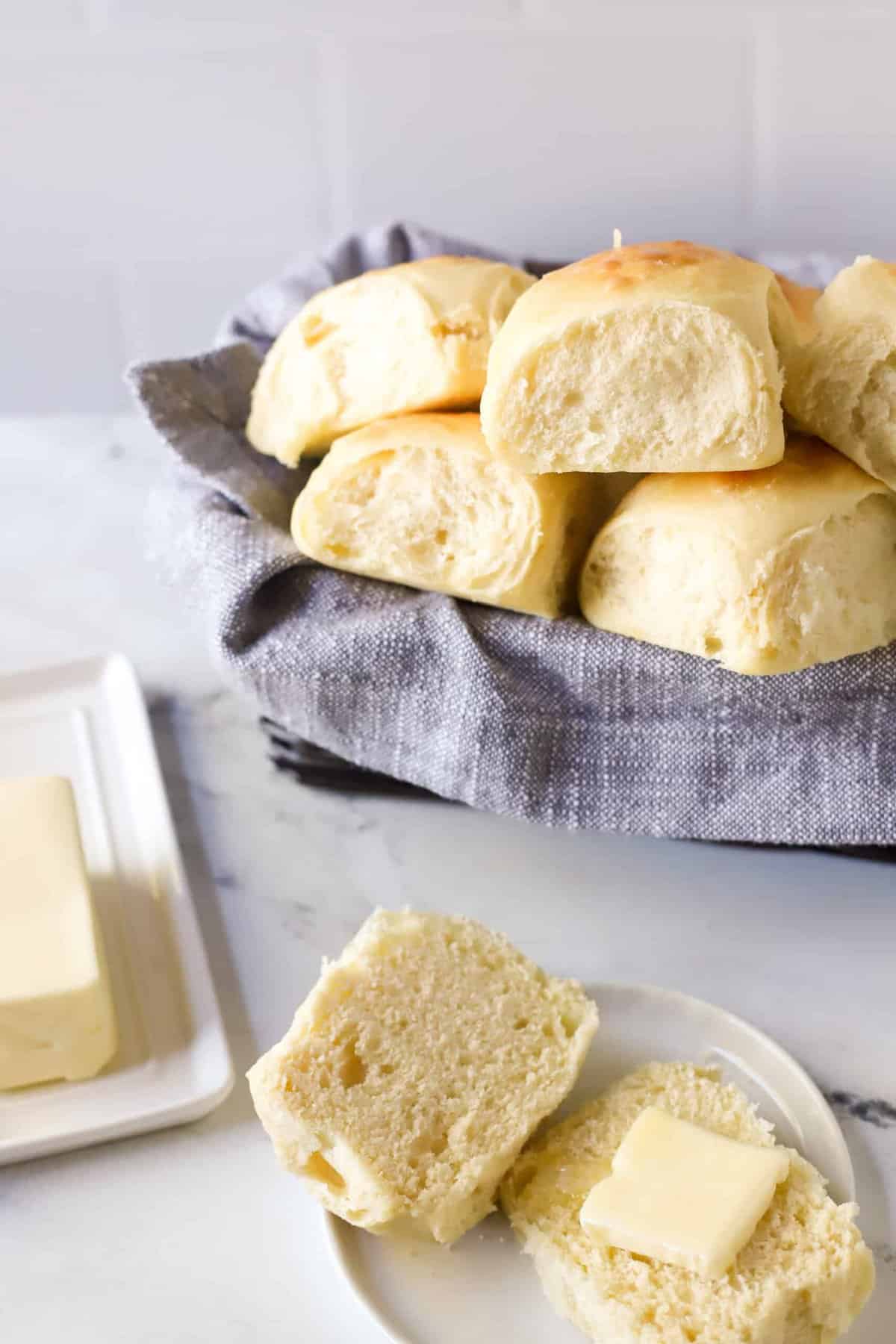 The BEST Dinner Rolls Ever (No Kneading!) - Boston Girl Bakes