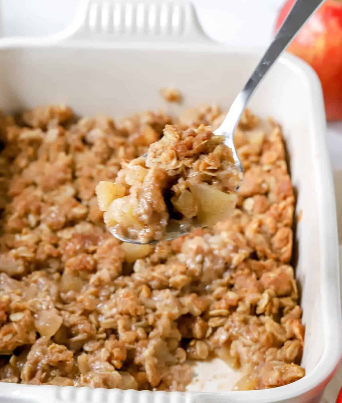Easy Apple Crisp With Oat Topping (+ Video!) - Boston Girl Bakes