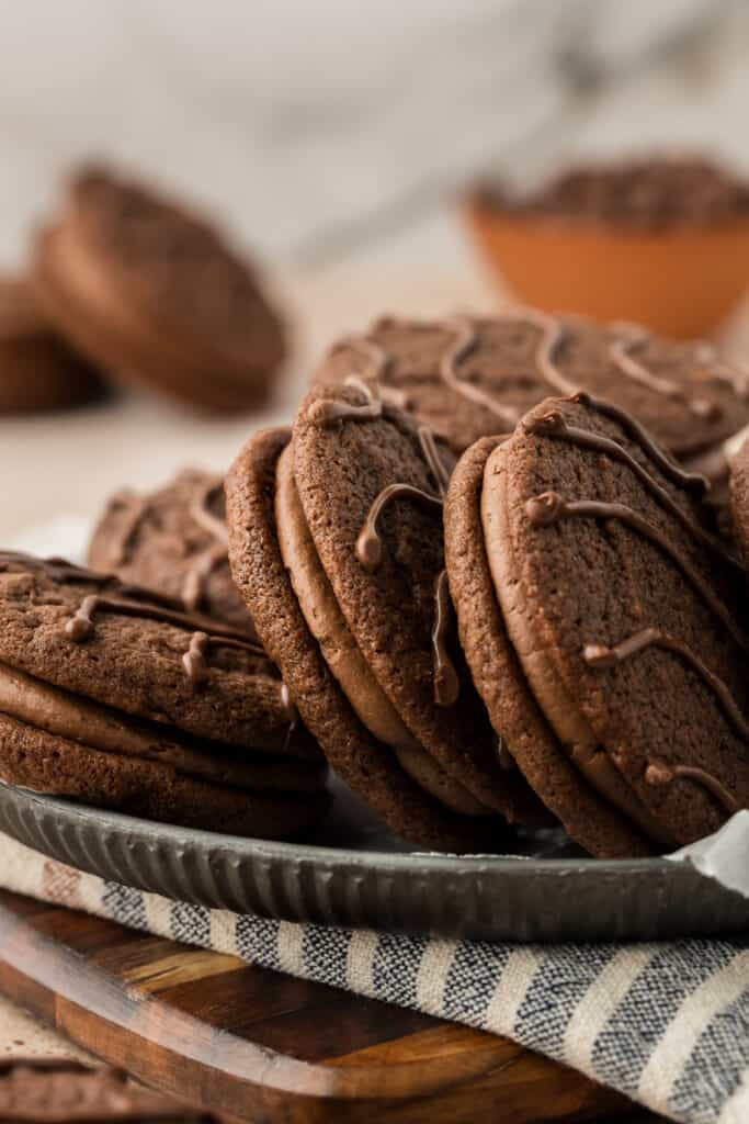 Homemade Fudge Rounds (Copycat Little Debbie Recipe)