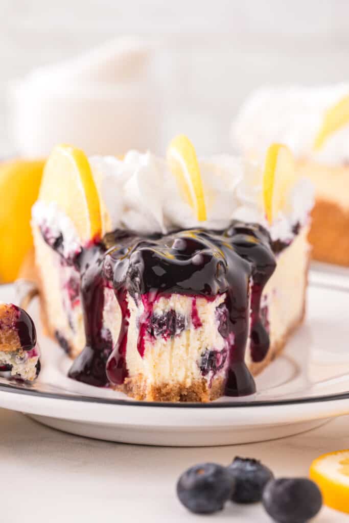 Easy Blueberry Topping For Cheesecake (5 Ingredients)