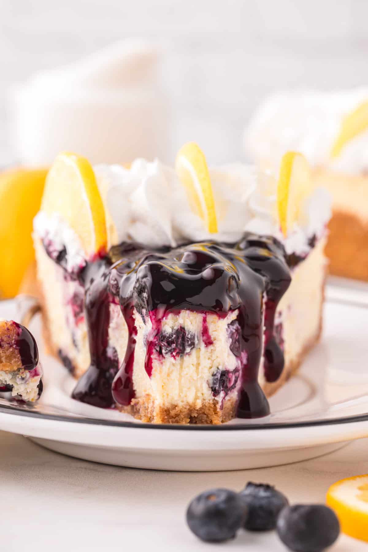 Easy Blueberry Topping For Cheesecake (5 Ingredients)