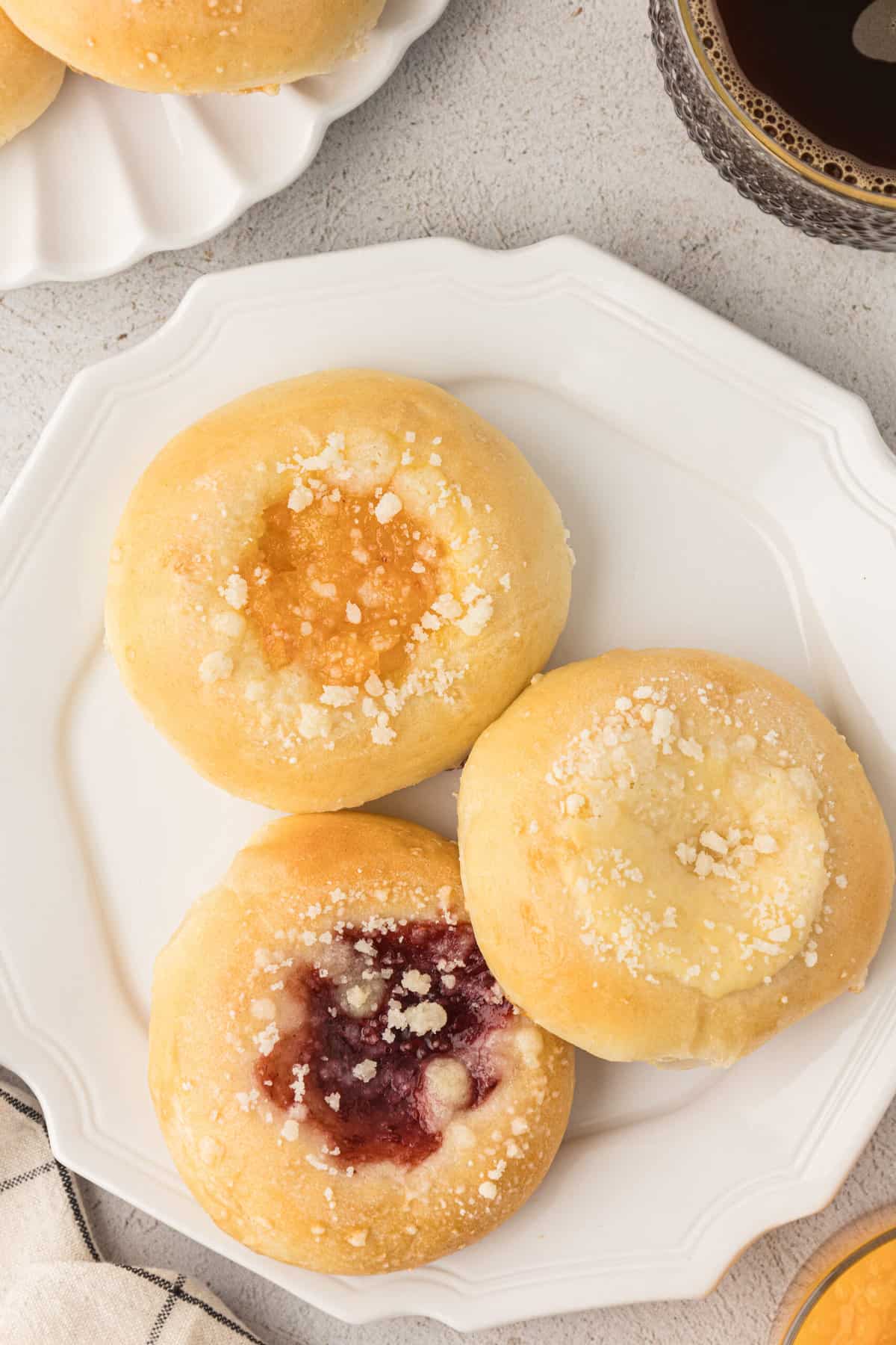 Kolaches Recipe (Easy + Fun!)