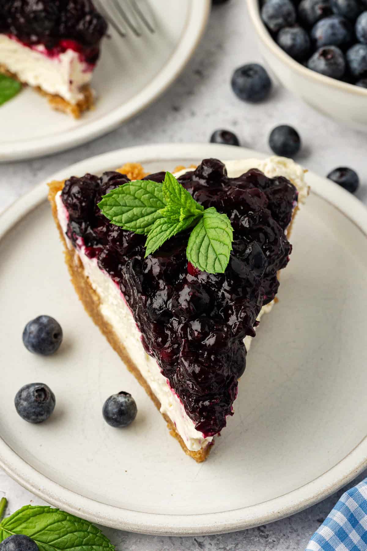 Easy Blueberry Cream Cheese Pie Recipe (No Bake!)