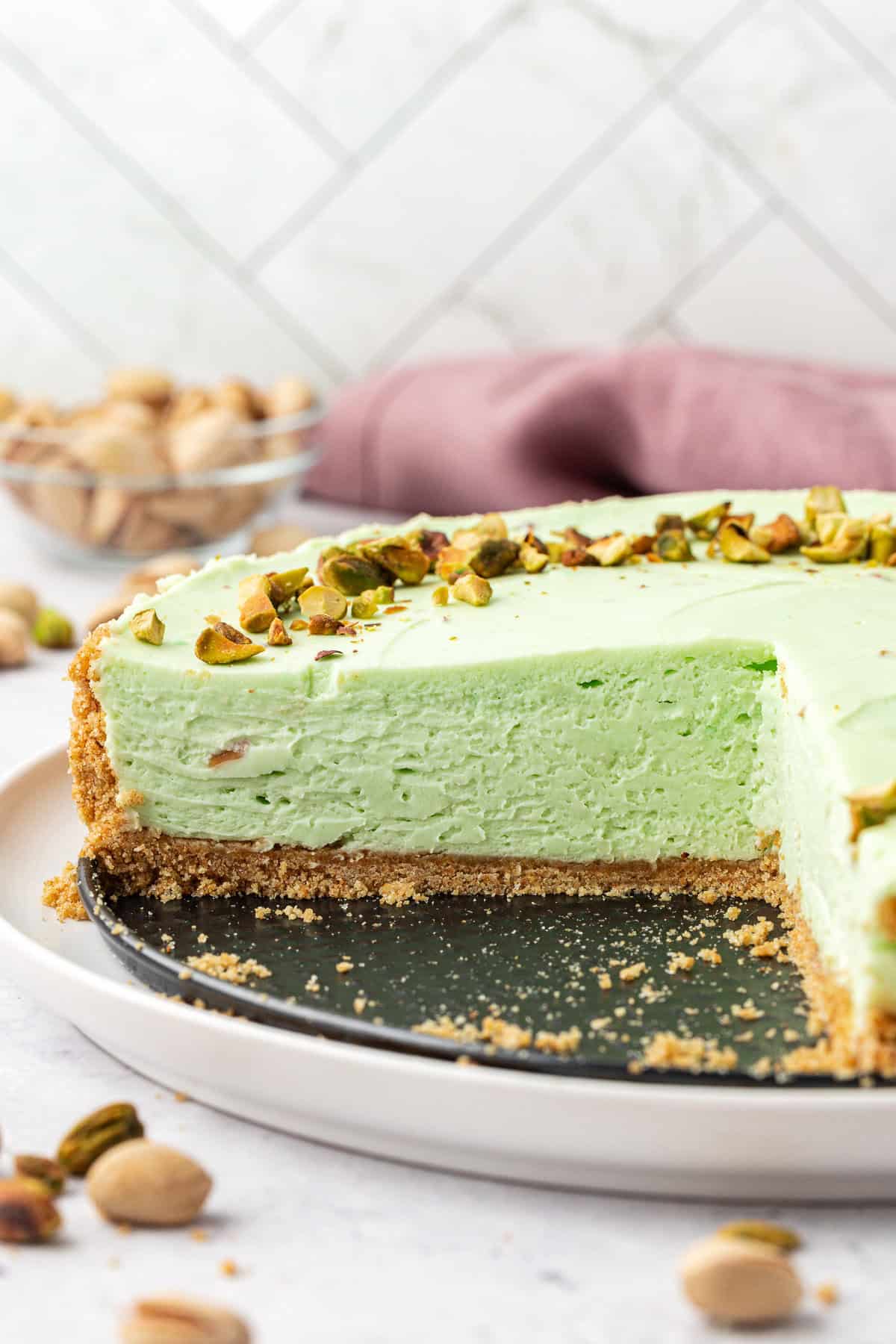Easy No Bake Pistachio Cheesecake Recipe